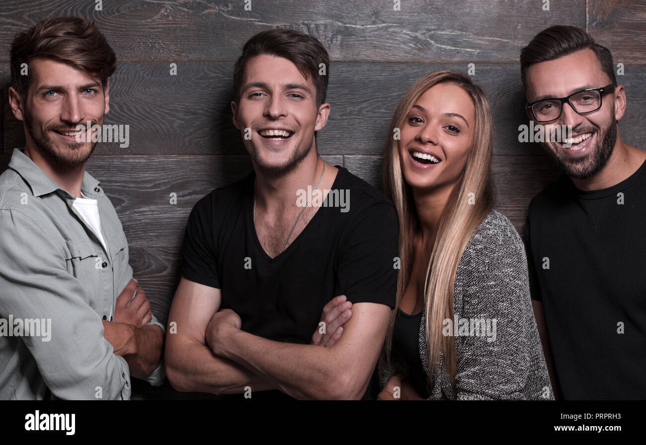 Group of happy and smiling friends Stock Photo - Alamy