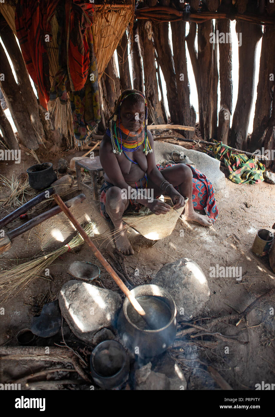 Inside african hut hi-res stock photography and images - Alamy