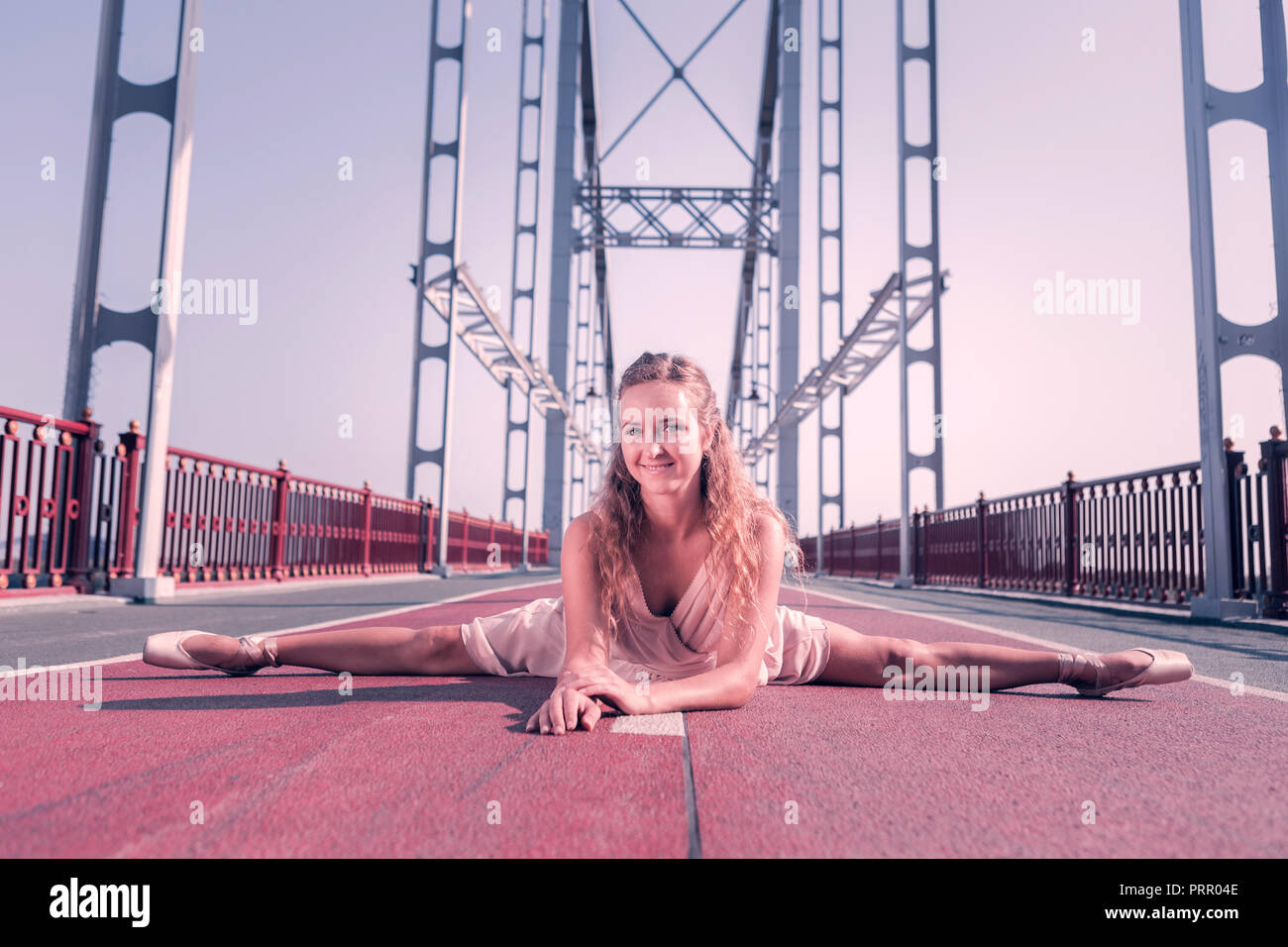 Caucasian female ballet dancer smiling hi-res stock photography and ...