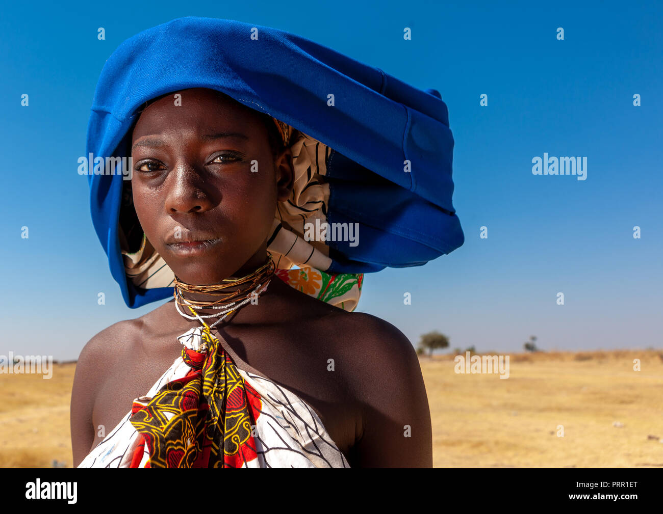 Mucubal tribe woman hi-res stock photography and images - Alamy
