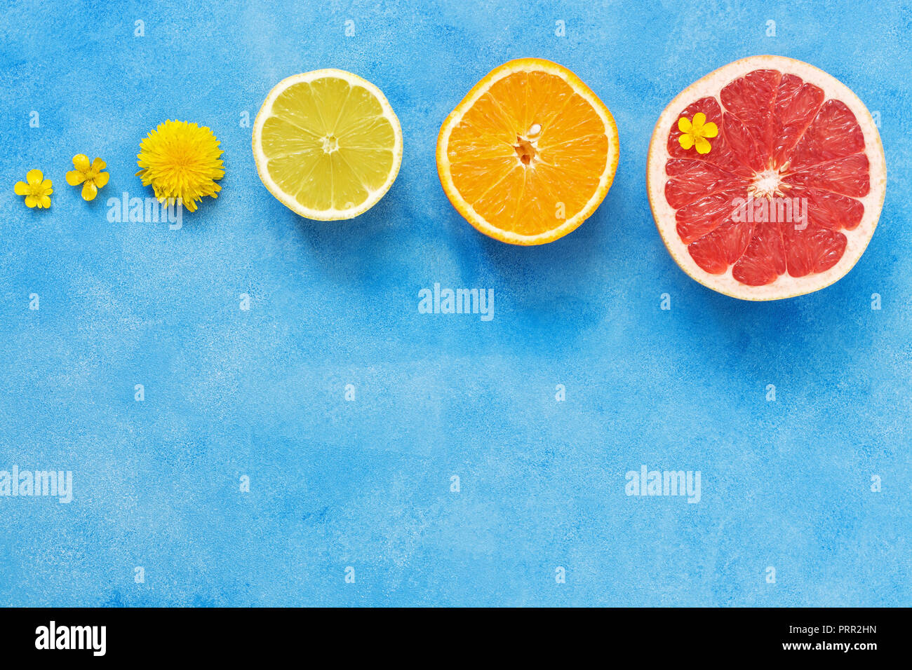Fruits in a row hi-res stock photography and images - Alamy