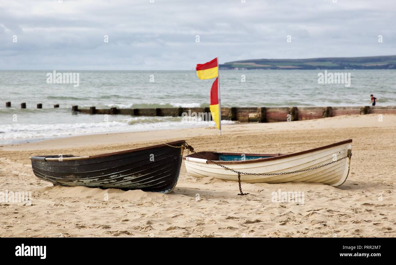 Bournemouth seafront boat hi-res stock photography and images - Alamy