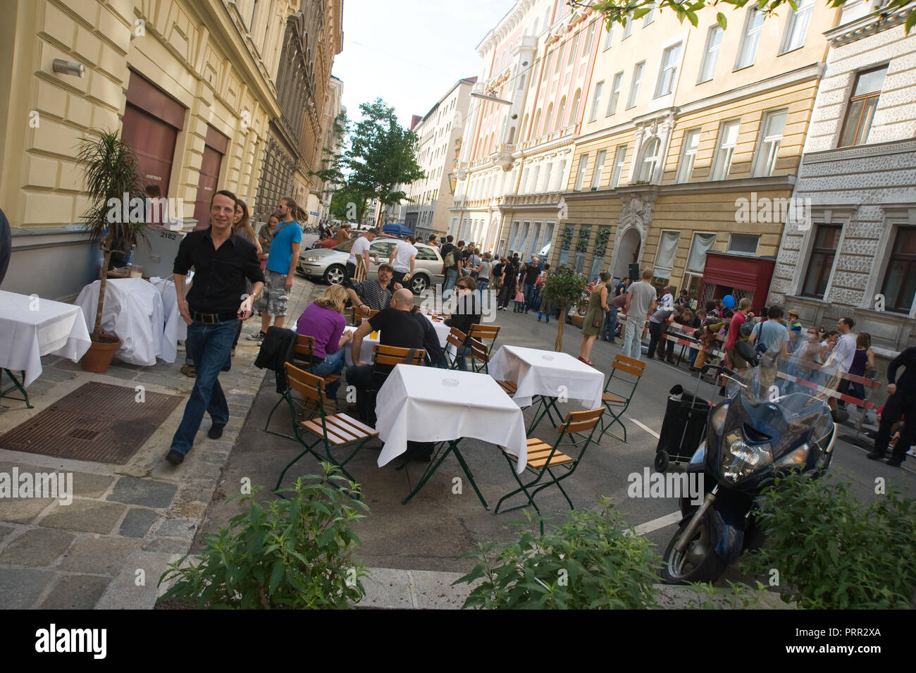 Strassenfest hi-res stock photography and images - Alamy