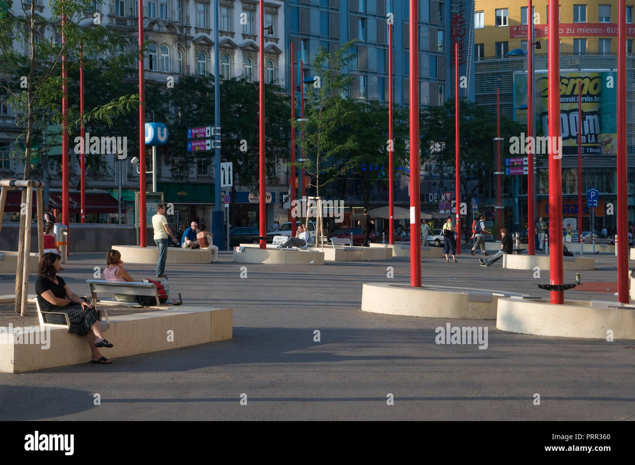 Mariahilfer platzl hi-res stock photography and images - Alamy