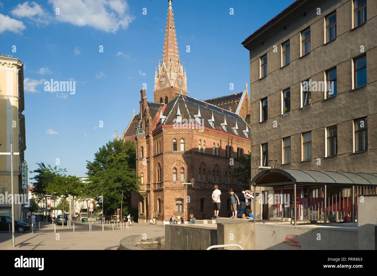 Wien, Meiselmarkt und Wasserwelt, Architekten Rudolf Guttmann und ...