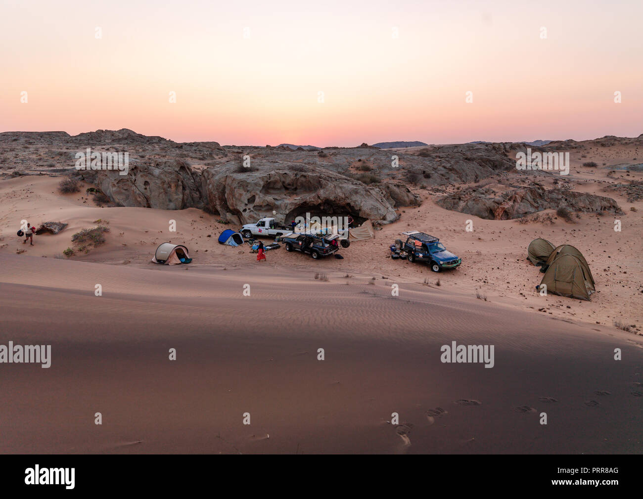 Camp in the iona national park hi-res stock photography and images - Alamy