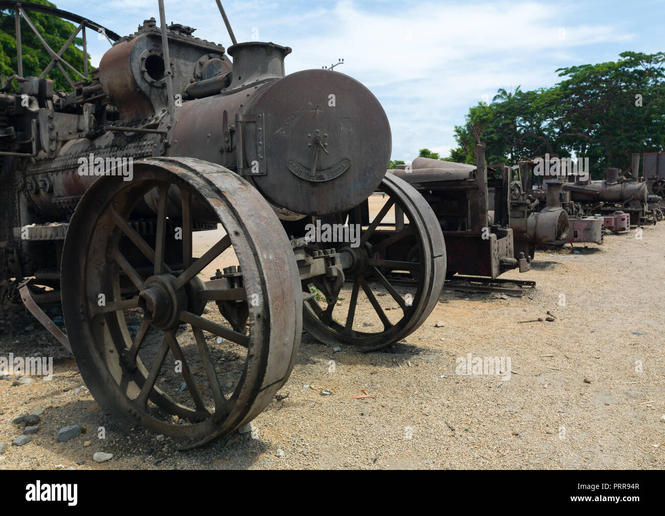 Abandoned steam engines hi-res stock photography and images - Alamy