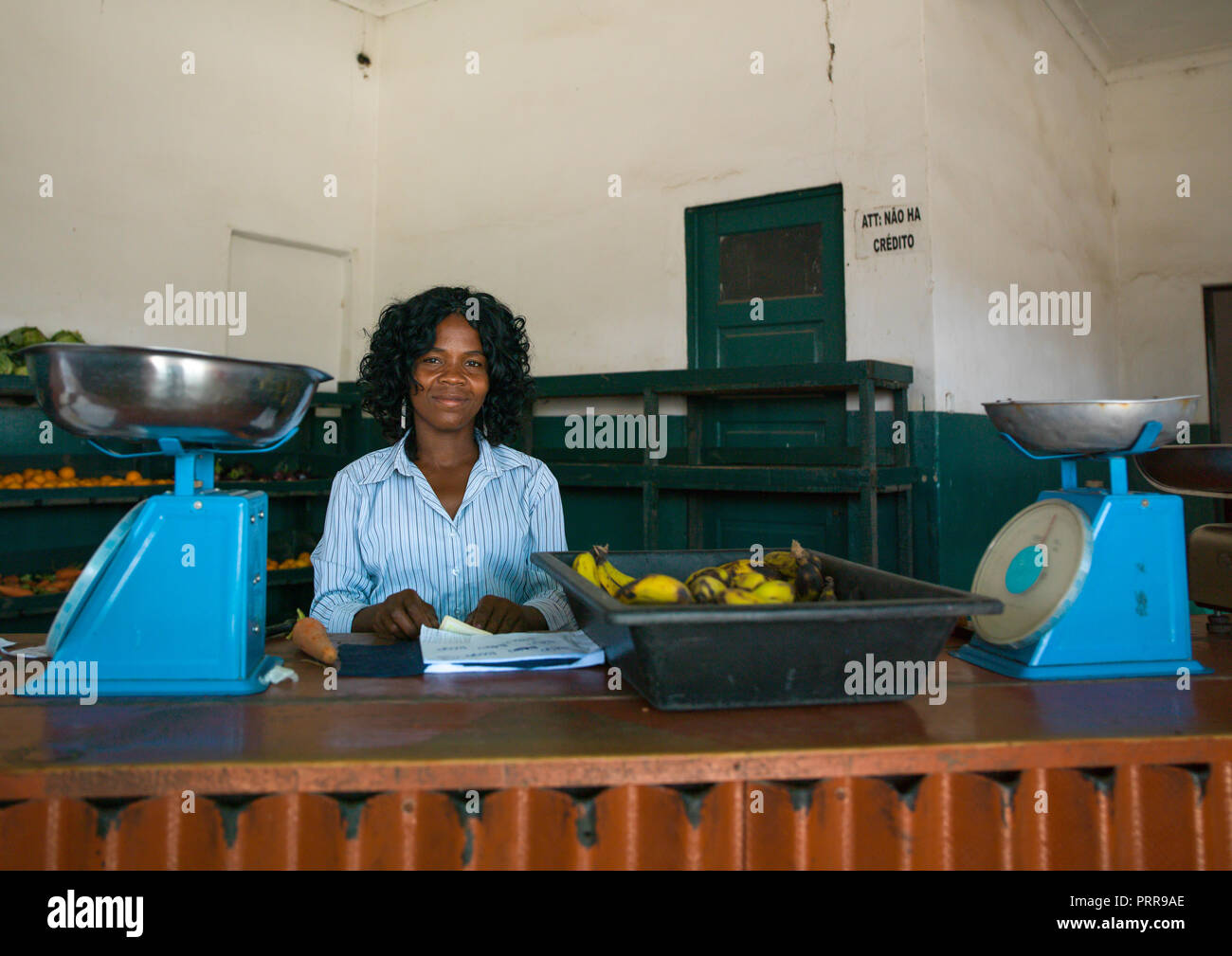 Angolan Market Stock Photos & Angolan Market Stock Images - Alamy
