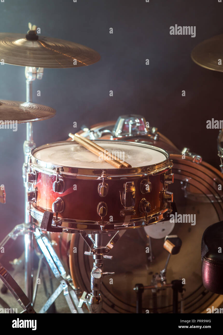 musical instruments drum kit, close-up, flash of light, a beautiful ...