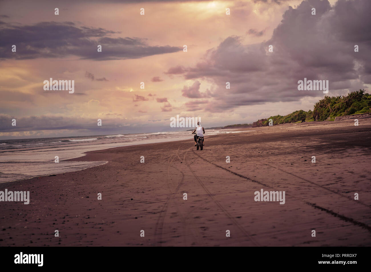 Man motorcycle back view hi-res stock photography and images - Alamy