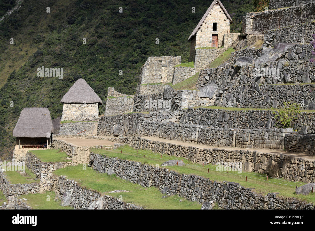Old stone structure structures hi-res stock photography and images - Alamy