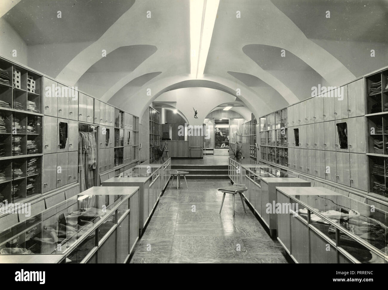 1960s shop hi-res stock photography and images - Alamy