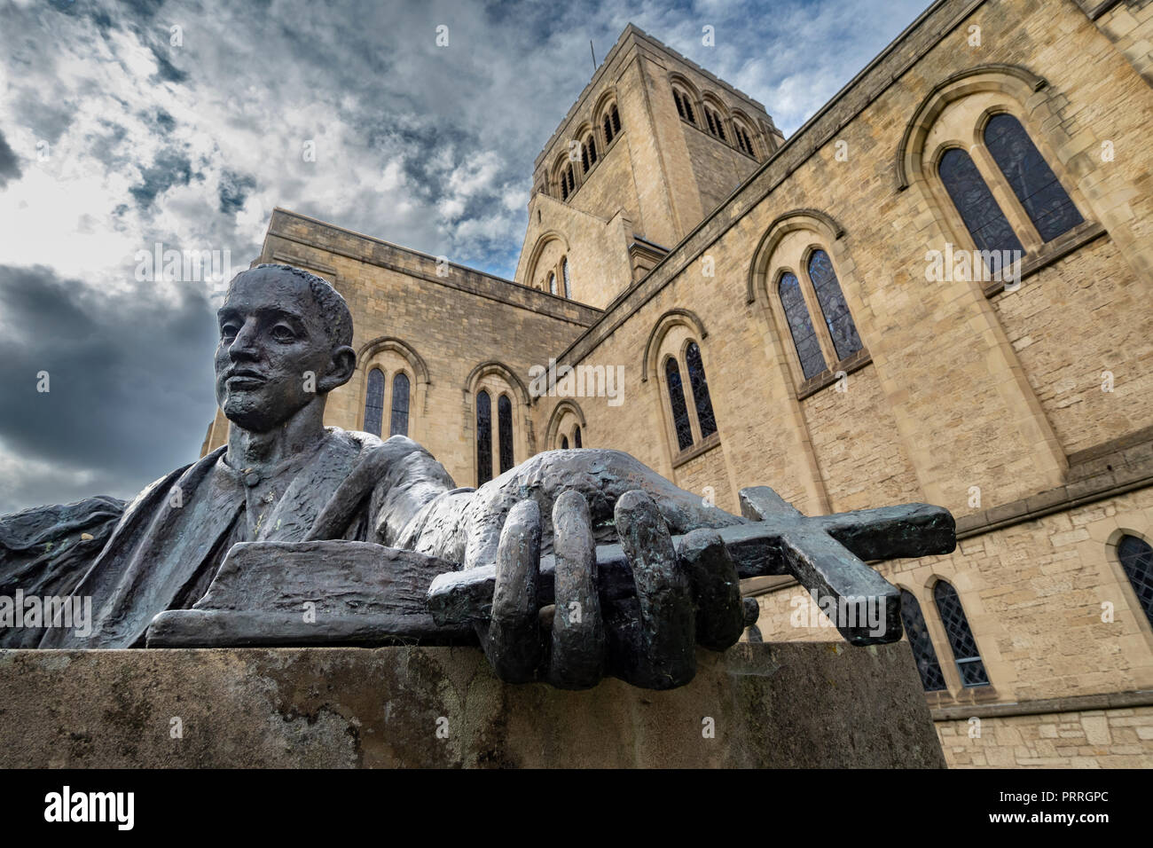 Ampleforth abbey sculpture hi-res stock photography and images - Alamy