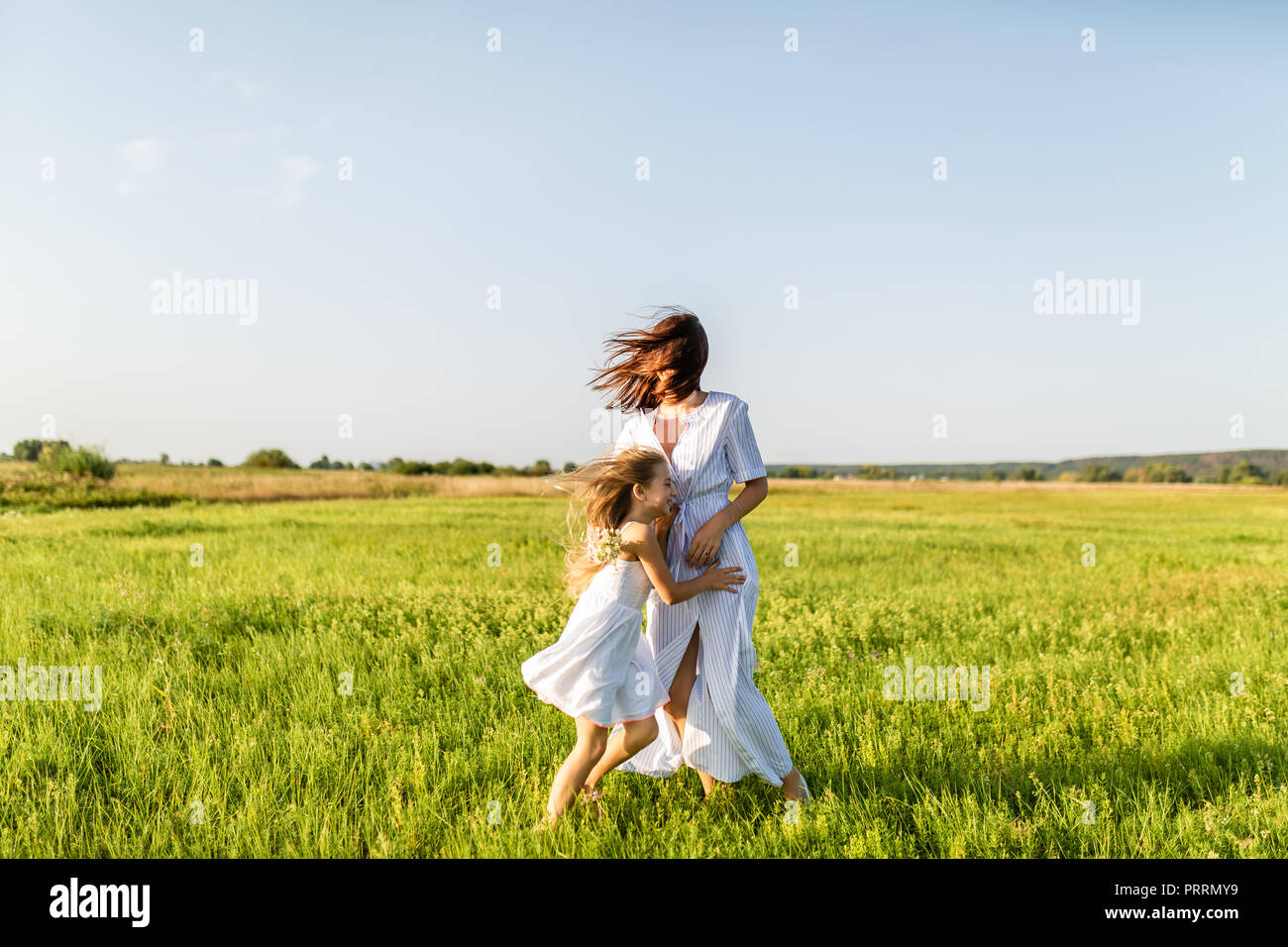 Windy day kid hi-res stock photography and images - Alamy