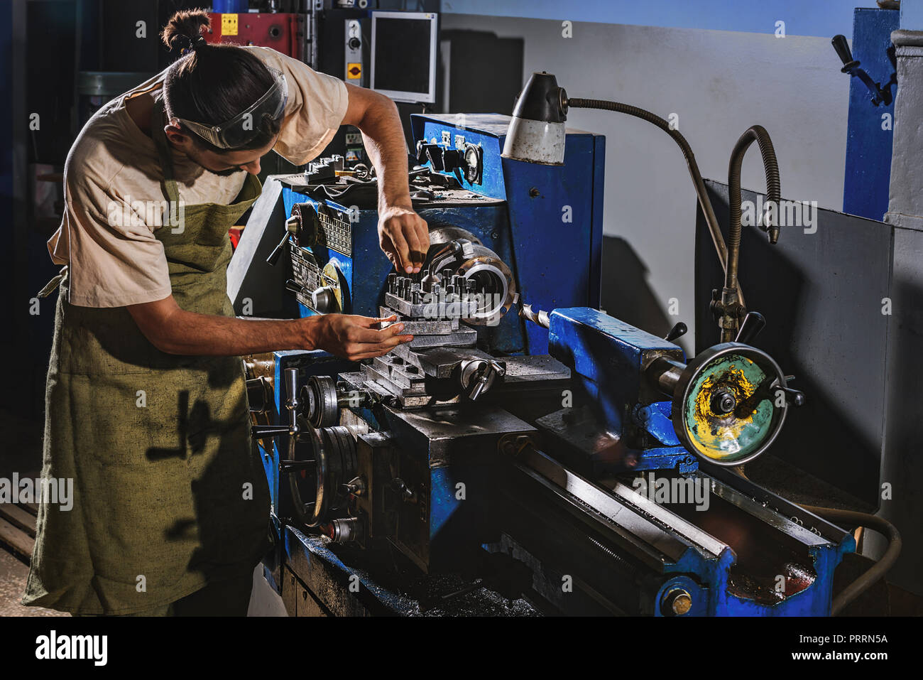 Male labor hi-res stock photography and images - Alamy