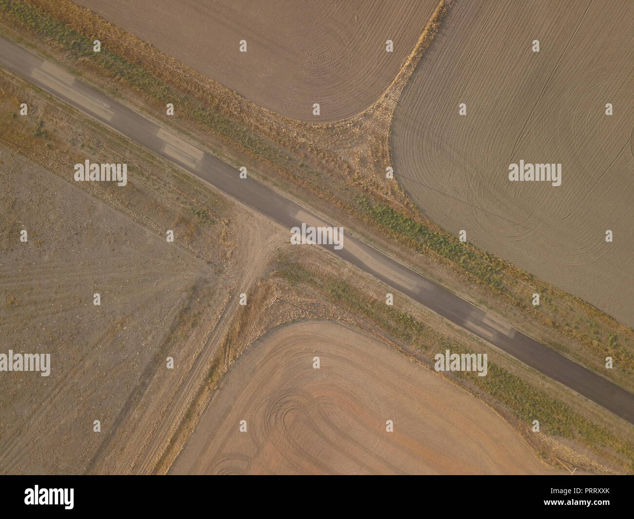 Saskatchewan wheat fields aerial hi-res stock photography and images ...