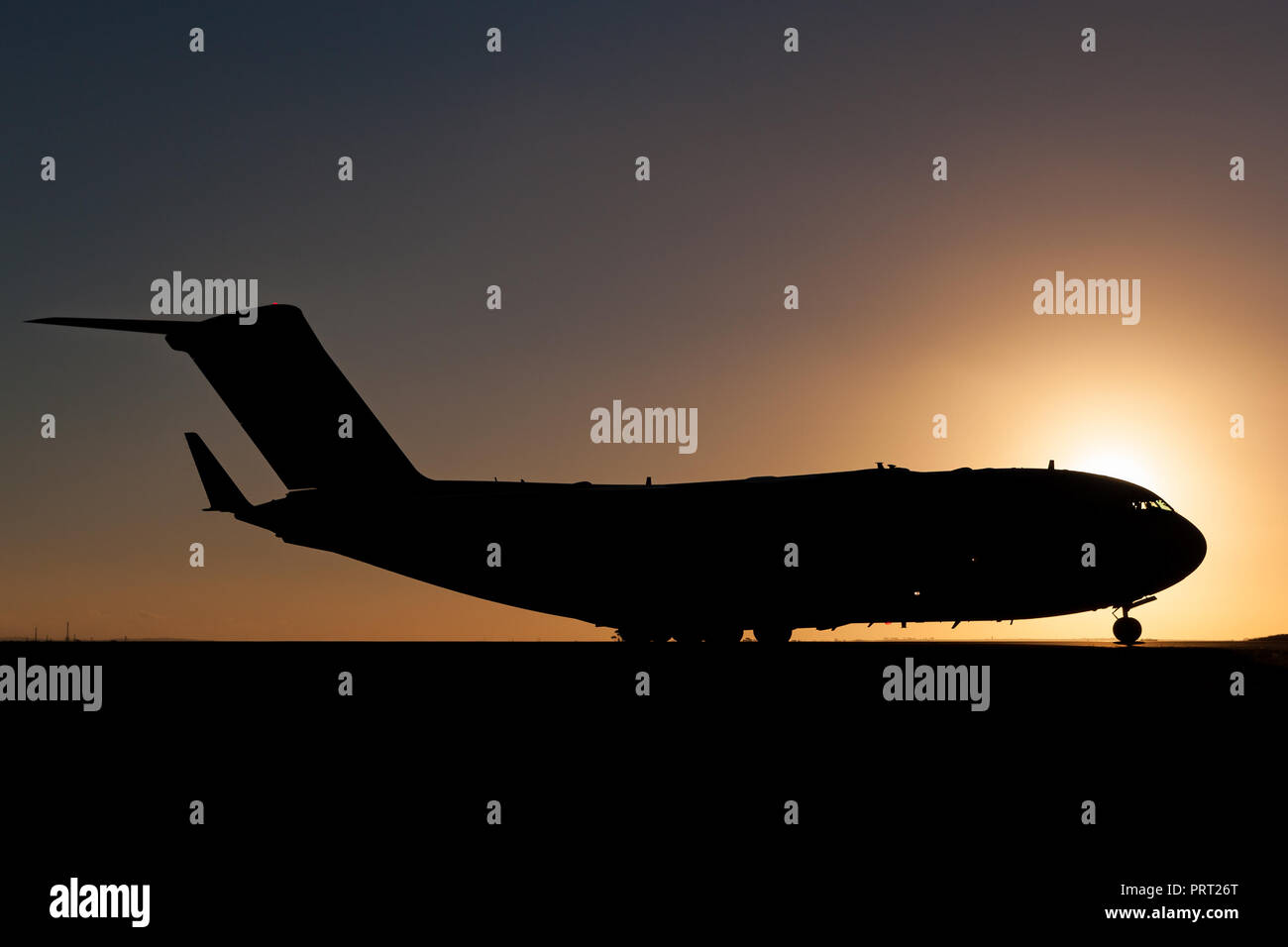 Royal Australian Air Force (RAAF) Boeing C-17A Globemaster III Large ...