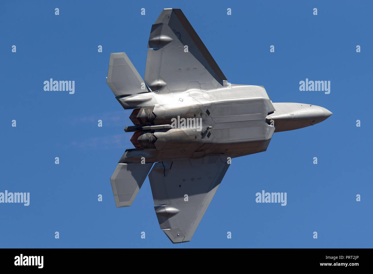 Us f 22 jets hi-res stock photography and images - Alamy