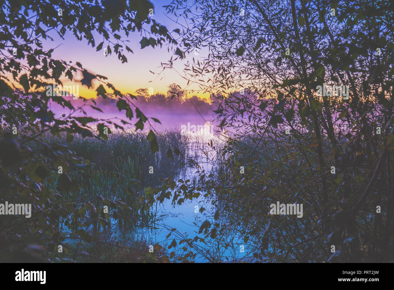 Dawn over the lake hi-res stock photography and images - Alamy