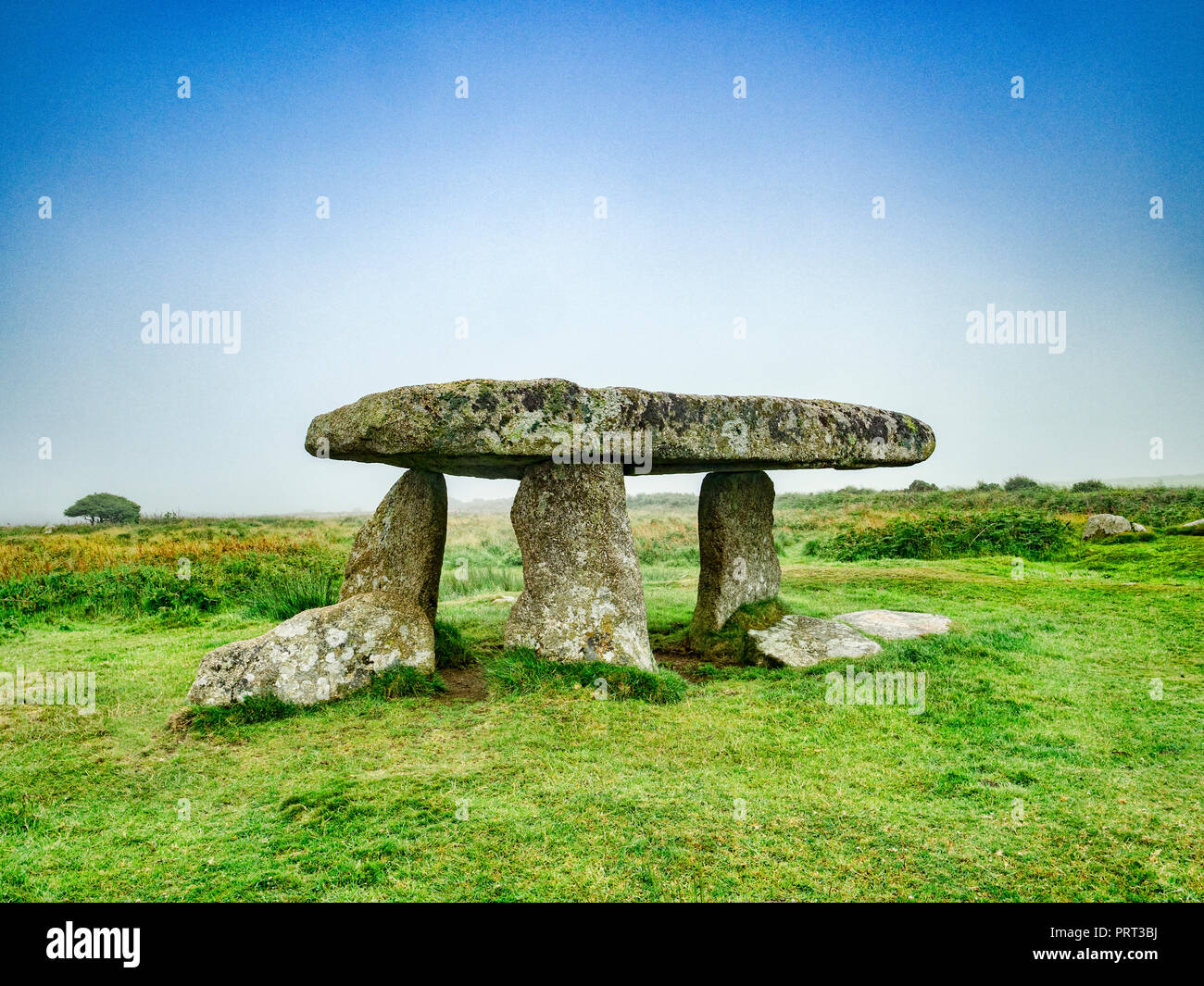 Dolmen hi-res stock photography and images - Alamy