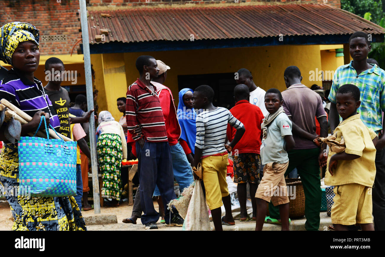 A colorful weekly market in rural western Rwanda Stock Photo - Alamy