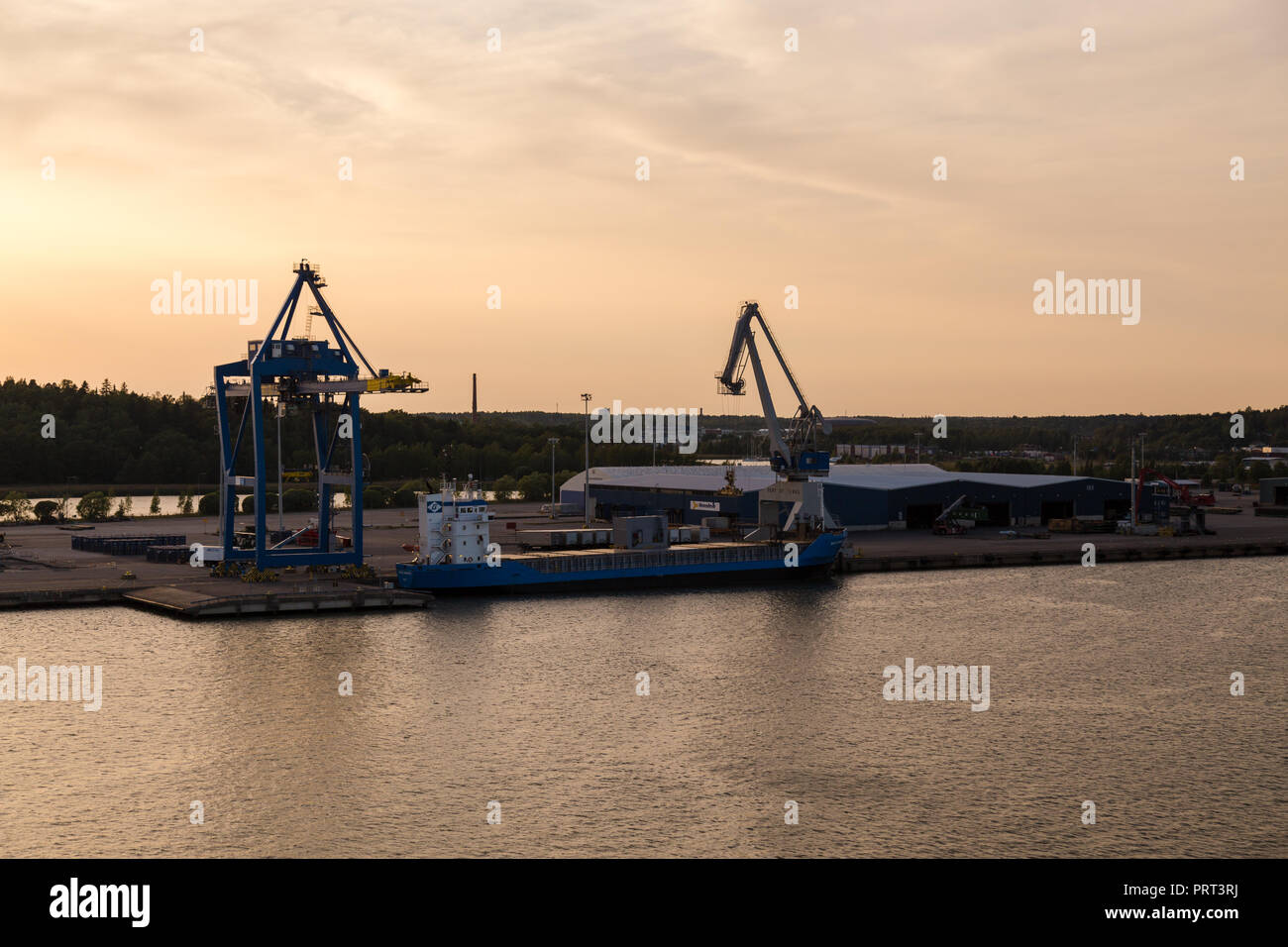 Editorial 08.09.2018 Turku Finland, loading of a cargo ship in Port of ...
