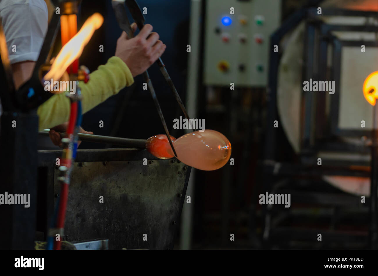 Glassmaking Process High Resolution Stock Photography and Images - Alamy