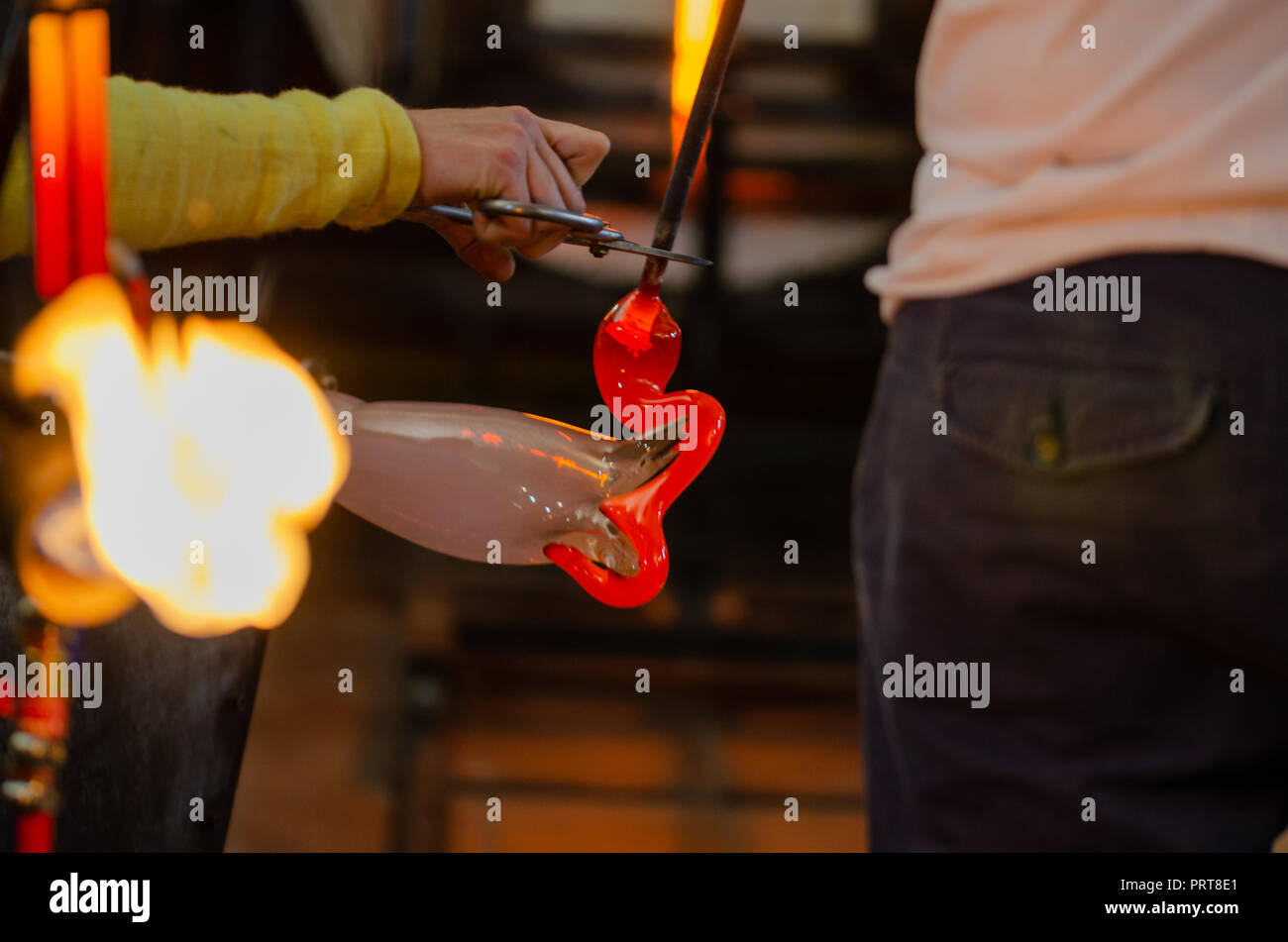Red hot molten glass hi-res stock photography and images - Alamy