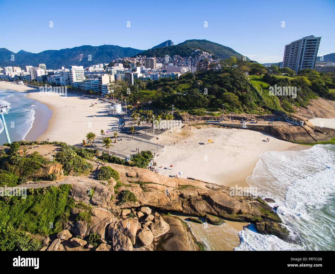 Arpoador Beach, Devil's Beach, Ipanema district of Rio de Janeiro ...