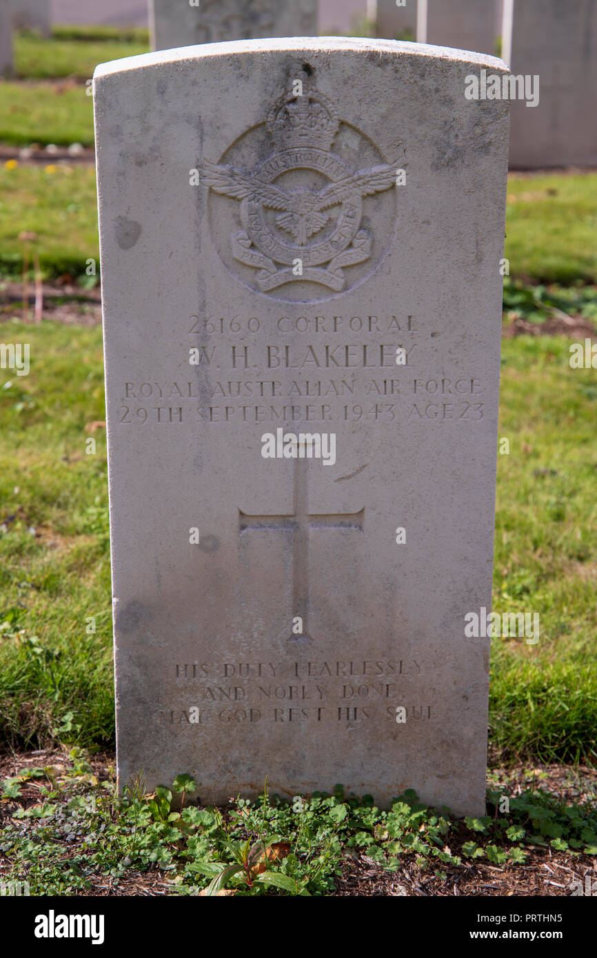 Commonwealth War Graves Commission Grave of William Henry Blakeley of ...