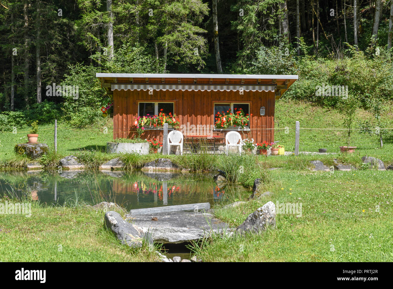 Pond hut hi-res stock photography and images - Alamy