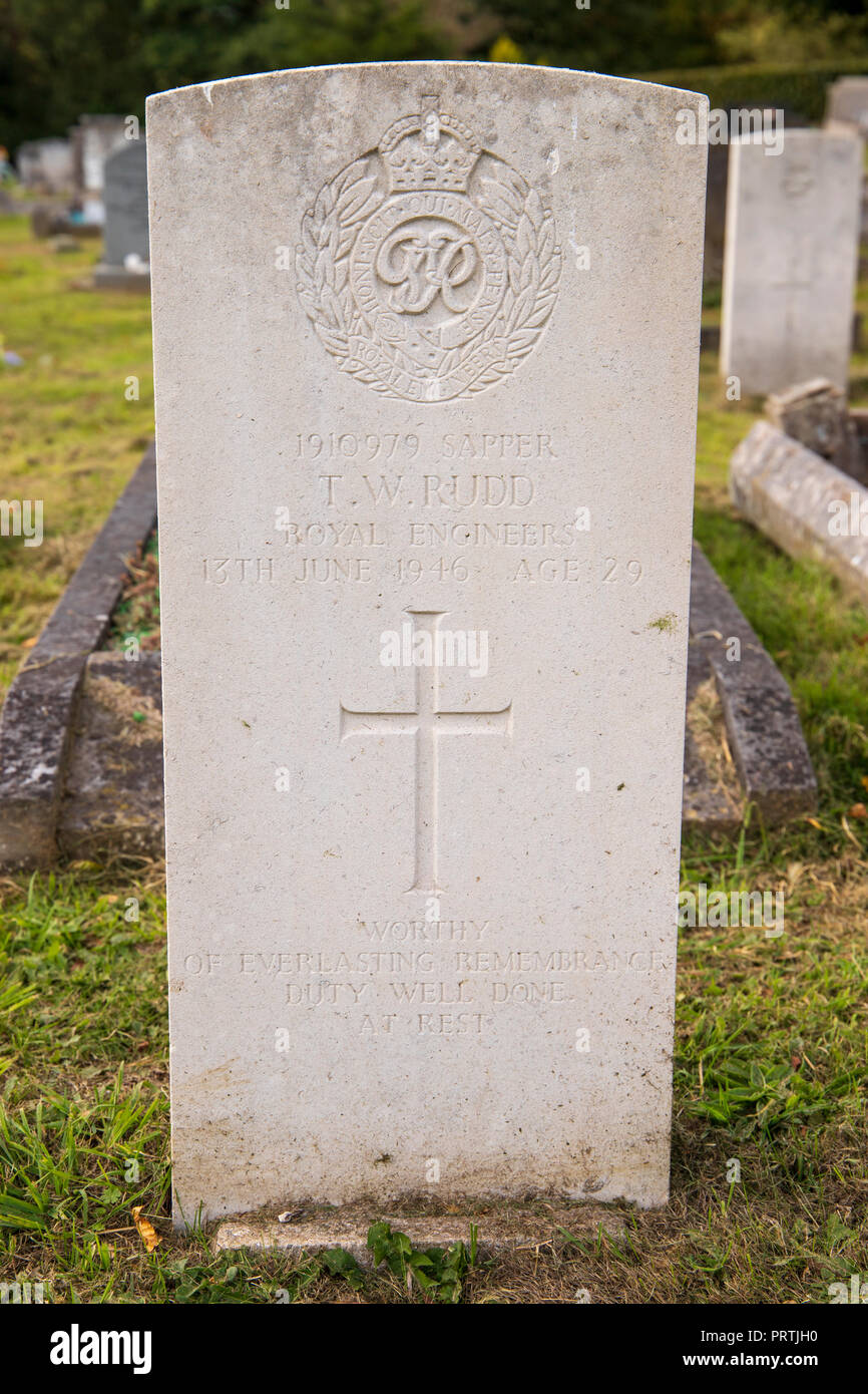 Commonwealth War Graves Commission Grave of Thomas William Rudd of the ...
