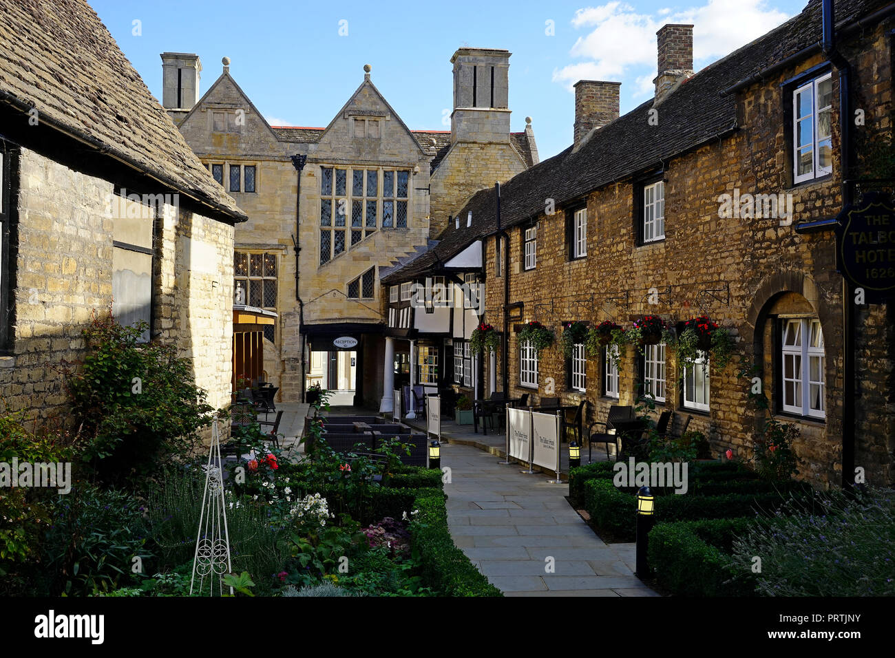 Oundle hi-res stock photography and images - Alamy