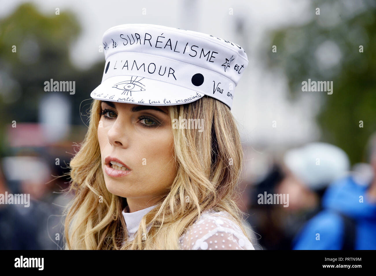 Erica Pelosini Leeman - StreetStyle outside CHANEL - Paris Fashion Week ...