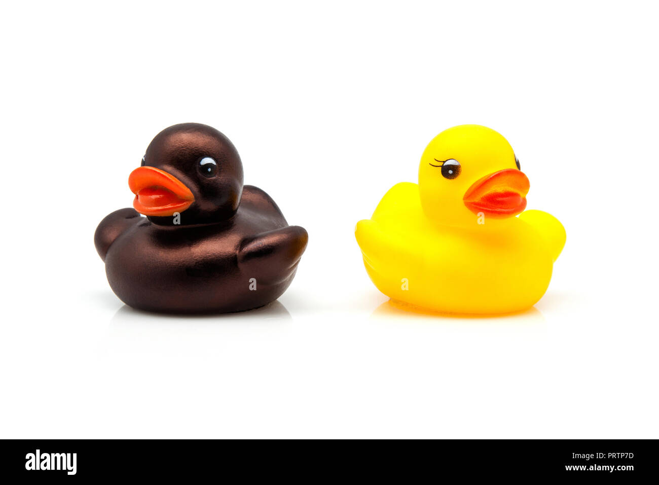 Two yellow rubber duck hi-res stock photography and images - Alamy