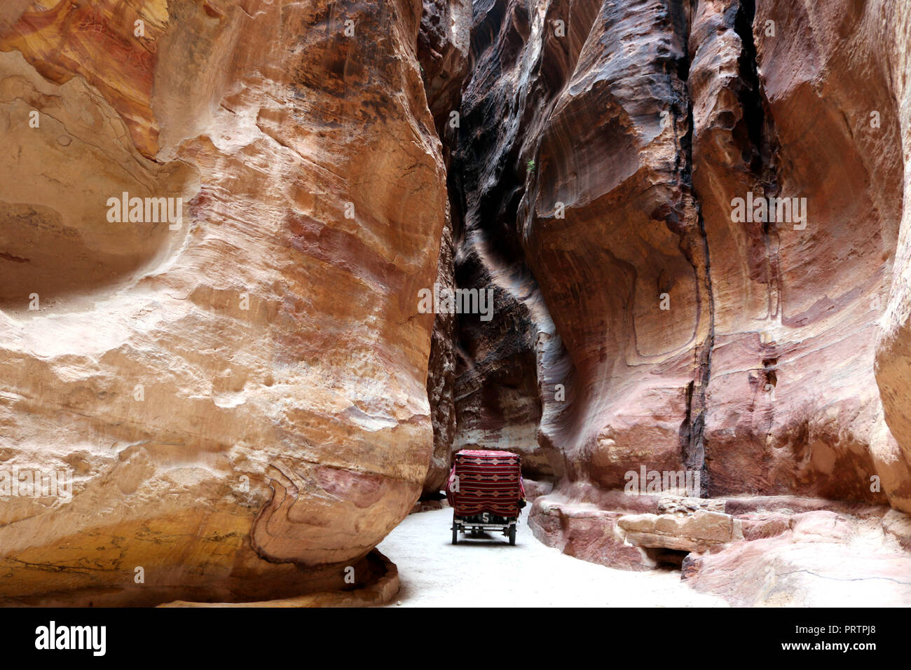 Journey through the Siq Stock Photo - Alamy