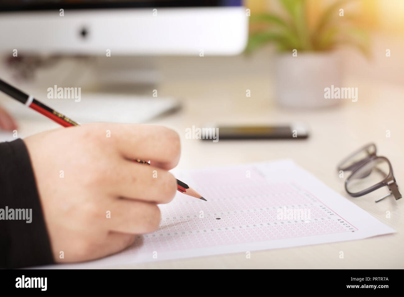 Omr sheet hi-res stock photography and images - Alamy