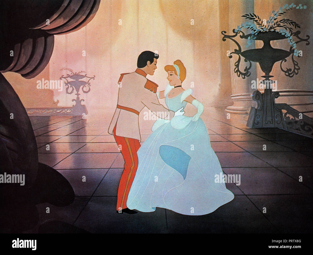 Cinderella 1950 hi-res stock photography and images - Alamy