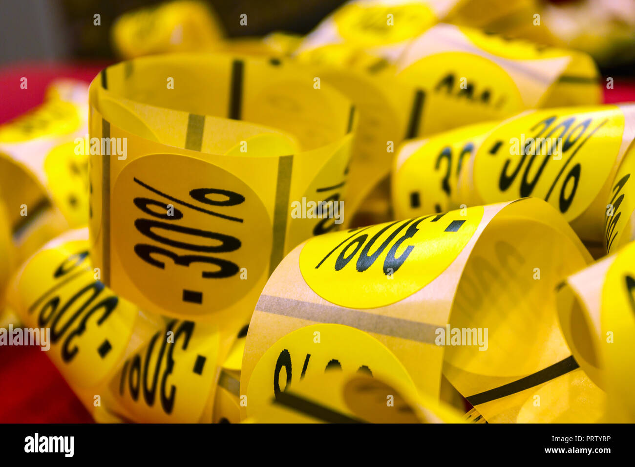 Price sticker hi-res stock photography and images - Alamy