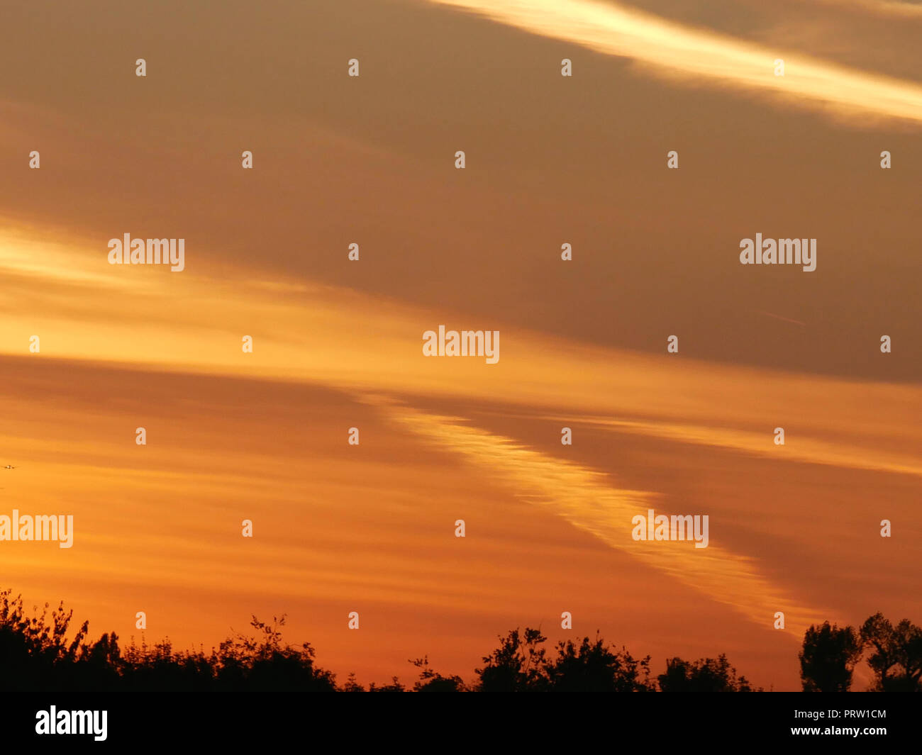 Calm and beautiful hi-res stock photography and images - Alamy