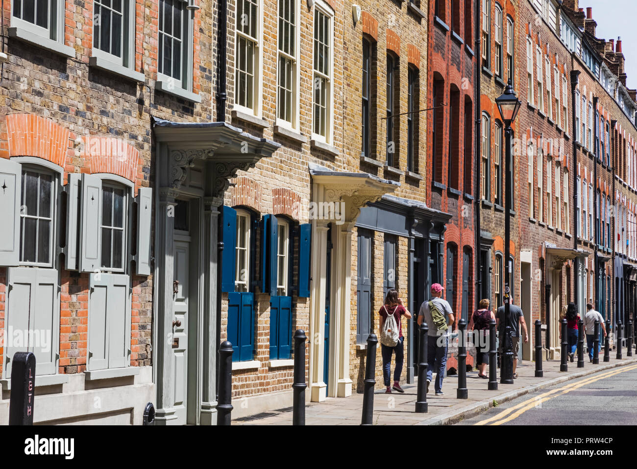 England, London, Spitafields, Fournier Street Stock Photo - Alamy