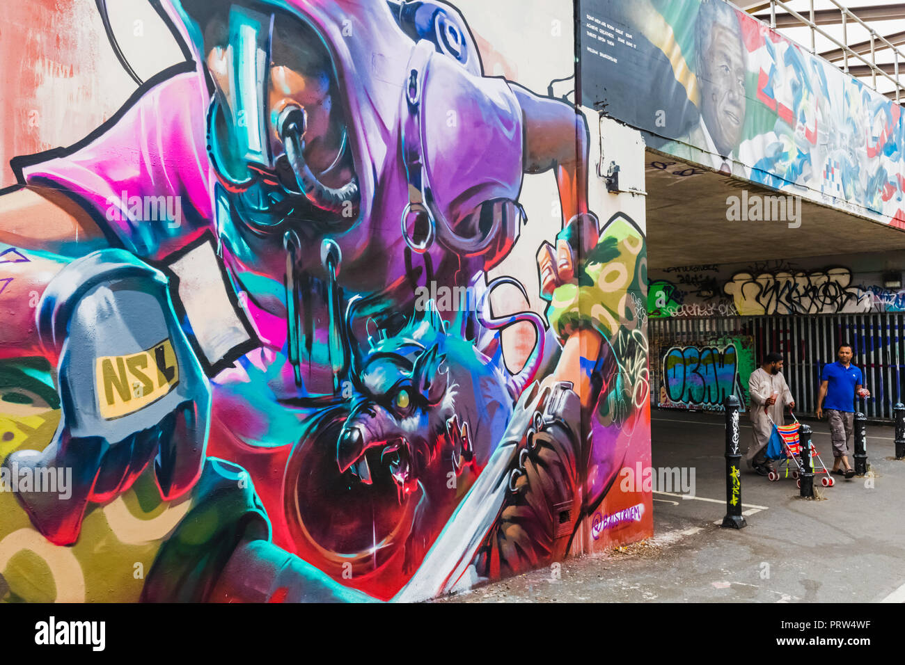 England, London, Shoreditch, Street Scene Stock Photo - Alamy