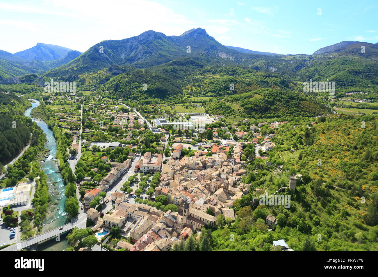 Top view above Castellane, Parc regional du Verdon, Alpes de Haute ...