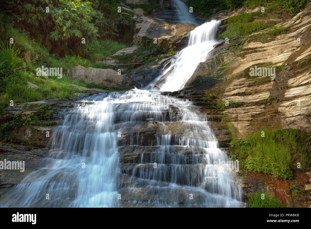 Waterfall sapa vietnam hi-res stock photography and images - Alamy