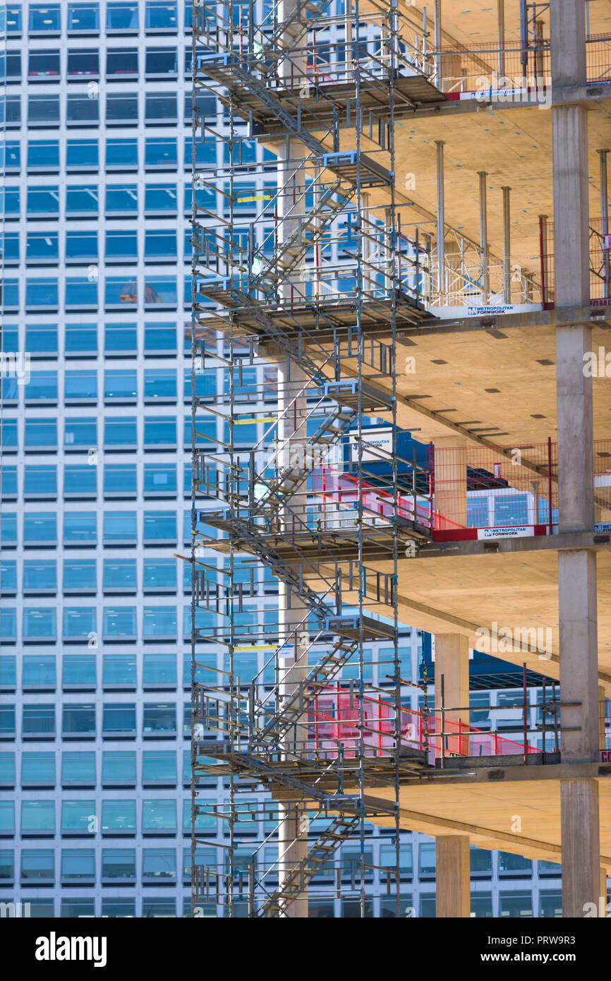 Construction site UK 2018 in sunshine Stock Photo - Alamy