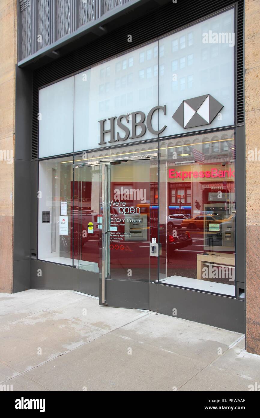 Hsbc bank branch in city hi-res stock photography and images - Alamy