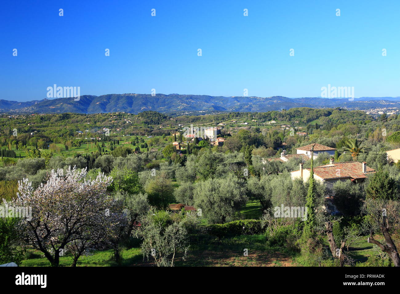 Village de Opio, Arriere pays Grassois, 06, Alpes-Maritimes, PACA Stock ...