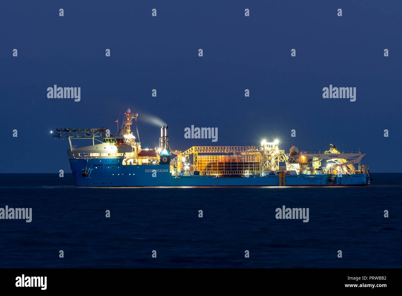 Cable laying ship sea hi-res stock photography and images - Alamy