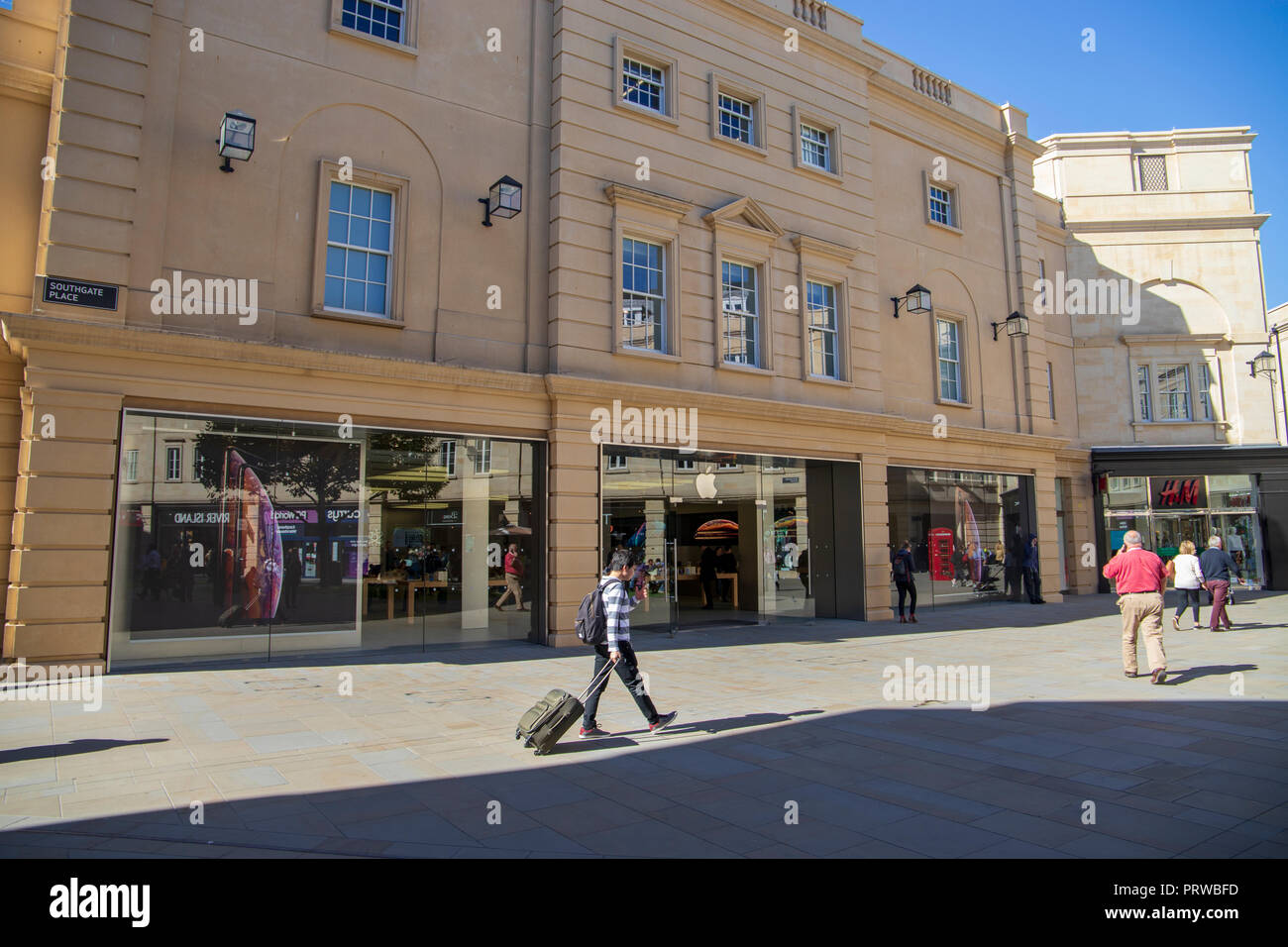 Apple southgate store