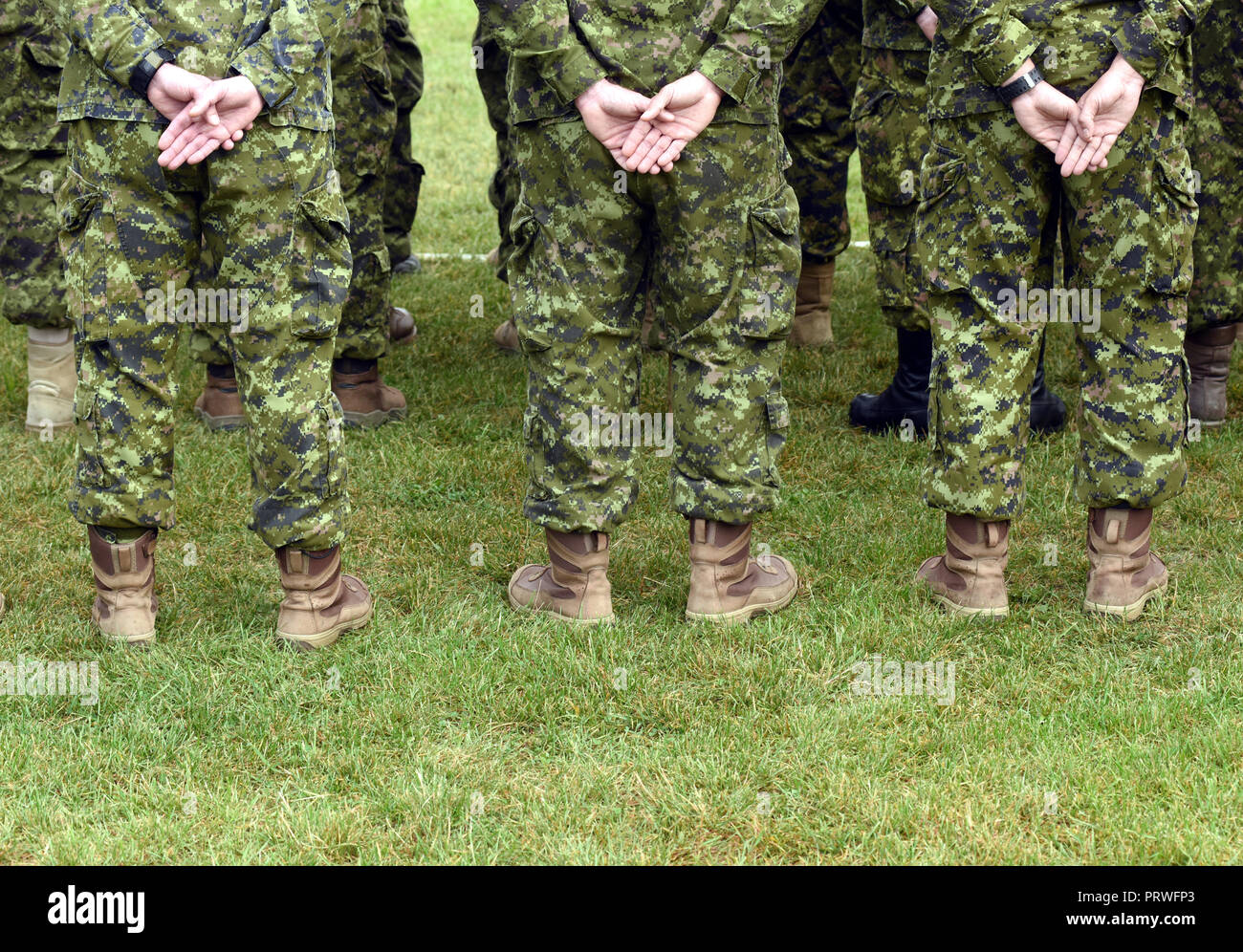 American patriot soldiers from behind hi-res stock photography and ...
